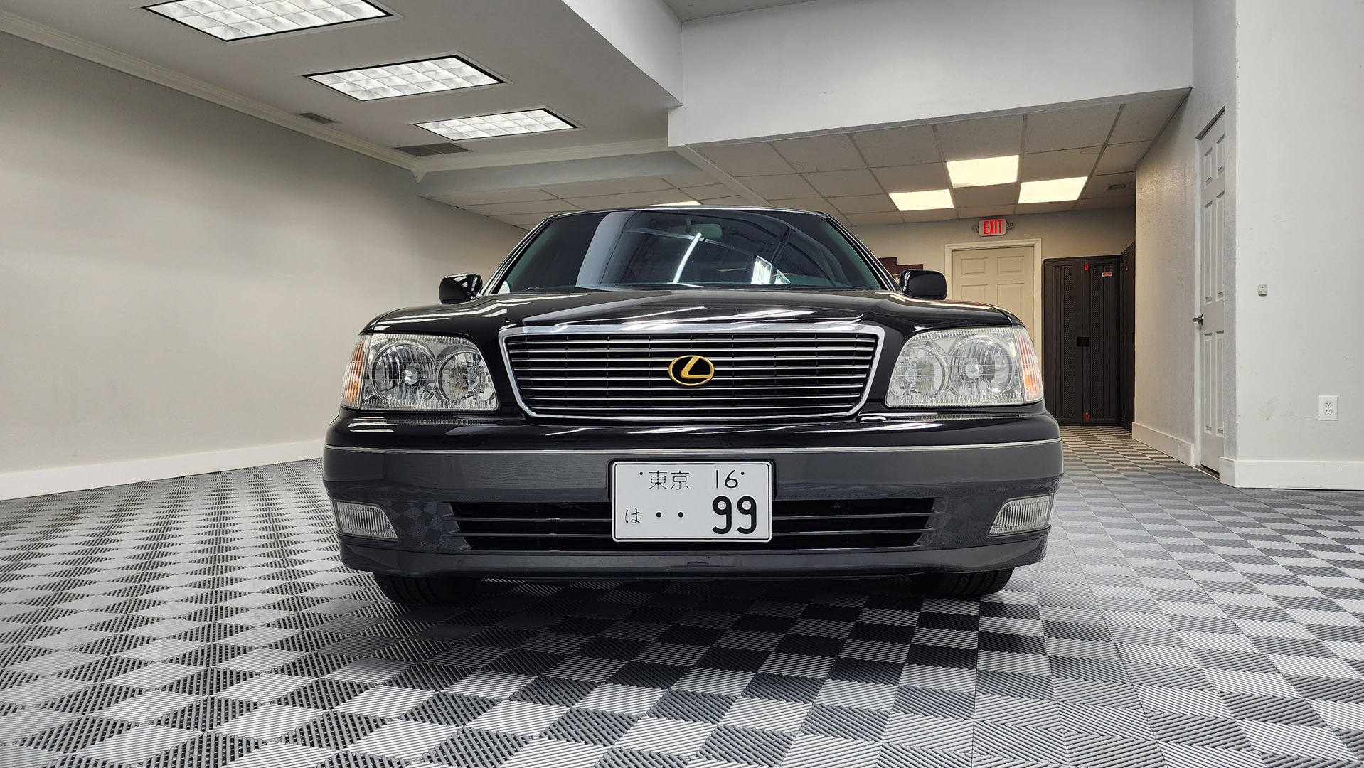 1999 Lexus LS 400 - Limited Edition Motorcars