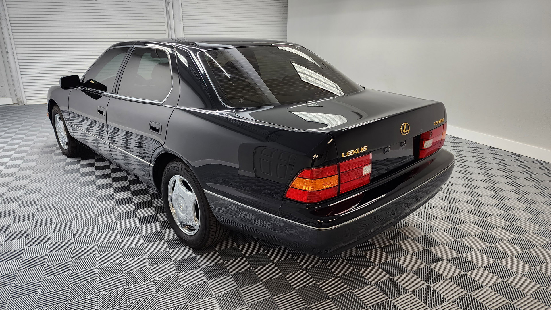 1999 Lexus LS 400 - Limited Edition Motorcars