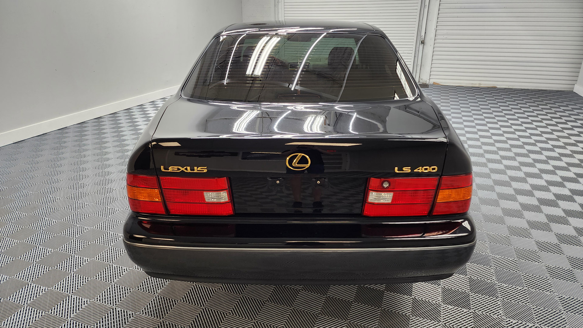 1999 Lexus LS 400 - Limited Edition Motorcars