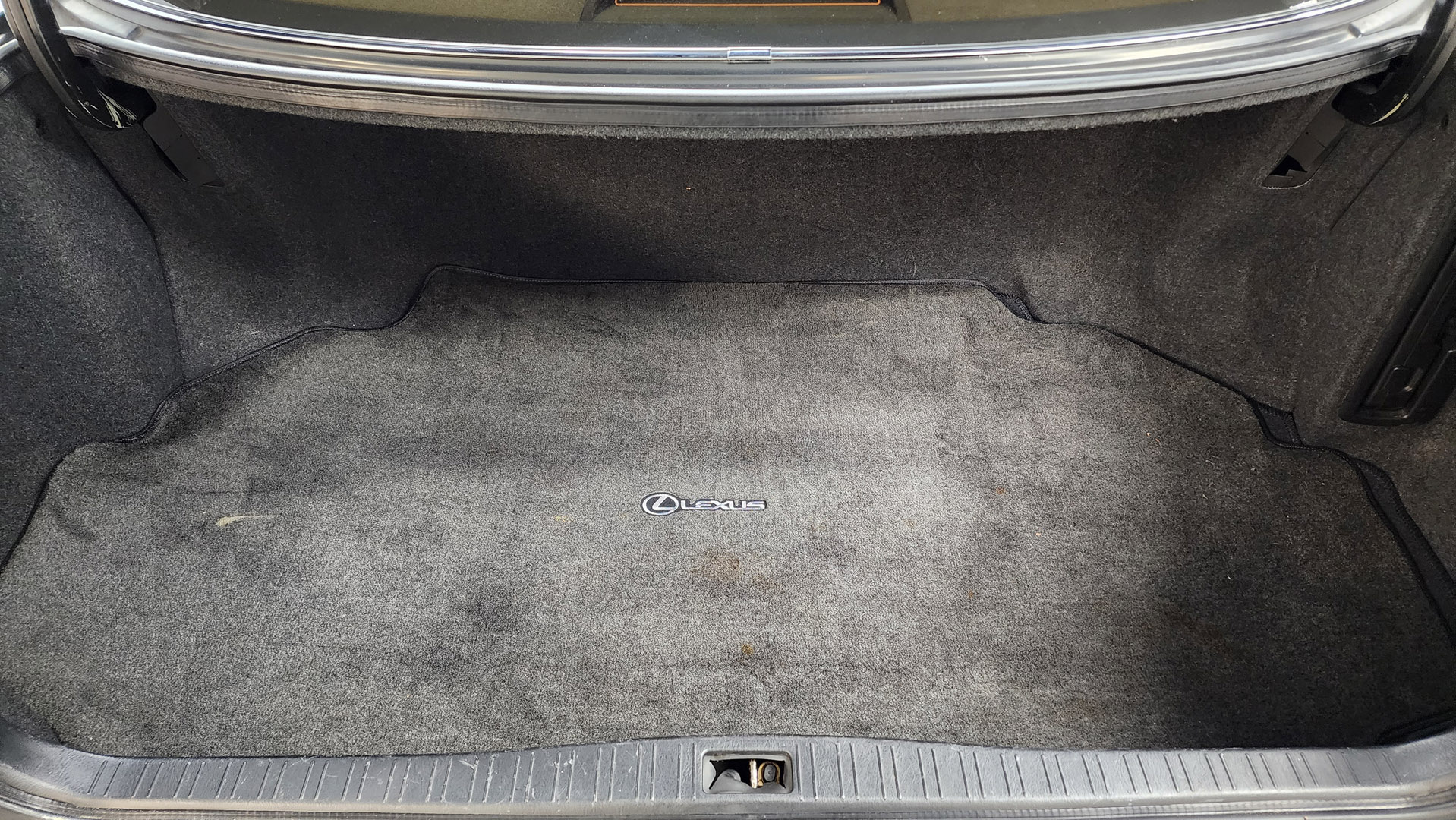 1999 Lexus LS 400 - Limited Edition Motorcars